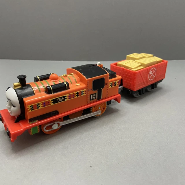 THOMAS THE TANK Engine & Friends Trackmaster REVOLUTION NIA TRAIN ...