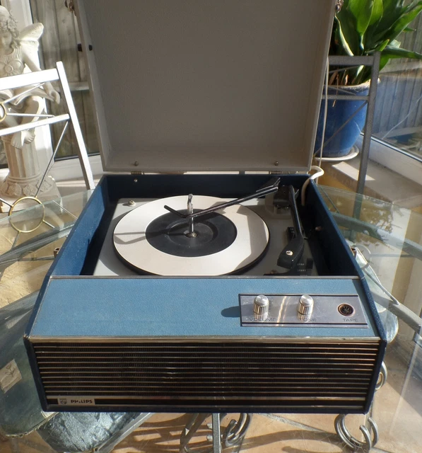 VINTAGE PHILIPS GF819-05 RECORD PLAYER 1960s WORKS SEE VIDEO for vinyl ...