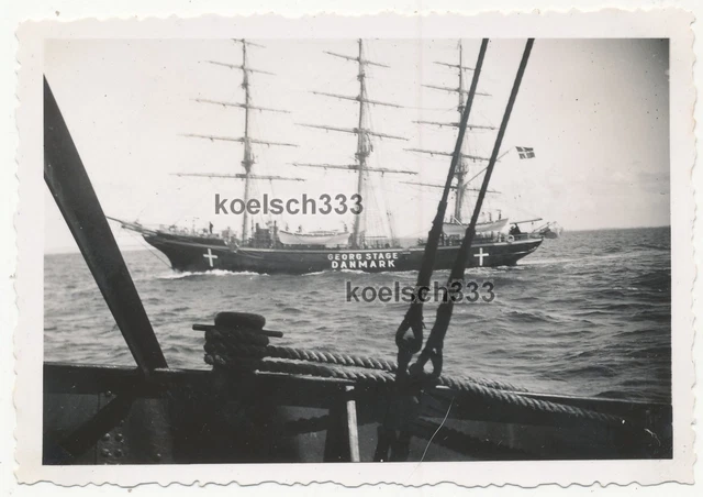 FOTO DÄNISCHES SEGELSCHULSCHIFF GEORG STAGE auf See ... EUR 3,99 ...