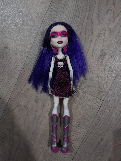MATTEL MONSTER HIGH Doll - Power Ghouls -Spectra Vondergeist Doll. EUR ...