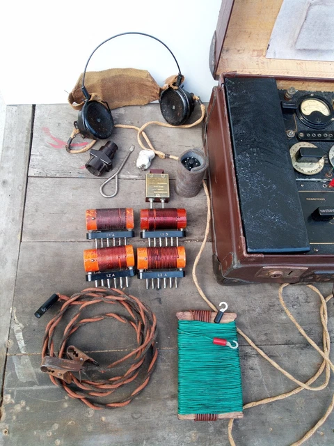 SPY RADIO TYPE3 Mk2 B2 SOE ww2 wwII clandestine british parachutage EUR ...