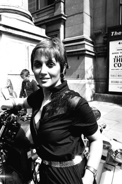 ADRIENNE POSTA AT the Theatre Royal Newcastle 1981 Old Photo 4 £5.68 ...