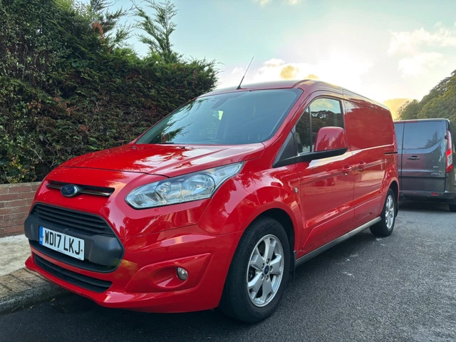FORD TRANSIT CONNECT Long wheel base *NO VAT* top spec heated seats sat ...