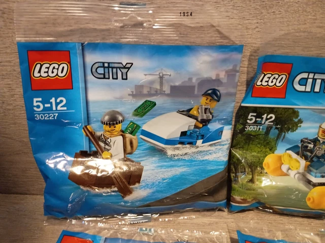 LEGO CITY POLYBAG x 9 Bundle 30227 30311 30010 30014 30222 30018 30229 ...