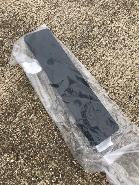 GENUINE MG HS Front Number Plate Holder Mounting Plinth 2019-2022 £30. ...