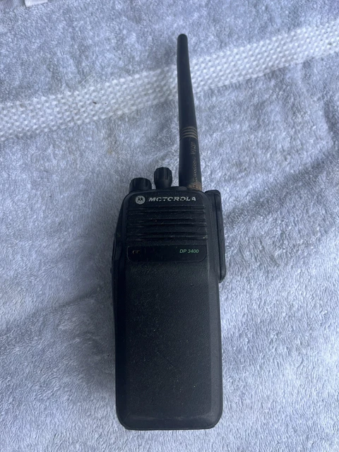 CHEAP MOTOROLA WALKIE Talkie DP3400 Radio UHF Antenna £50.00 - PicClick UK