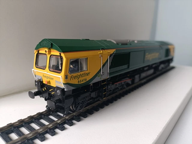 BACHMANN CLASS 66/9 (Freightliner Powerhaul Livery £135.00 - PicClick UK