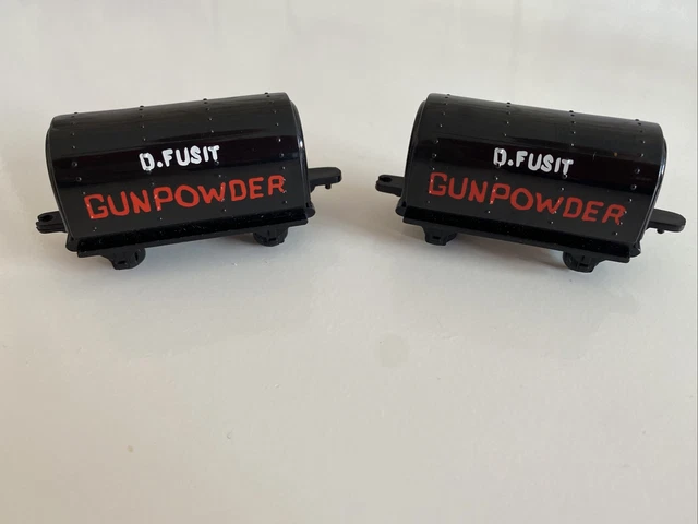 VINTAGE 1999 ERTL D Fusit Gunpowder Thomas The Tank Engine Wagons £4.75 ...