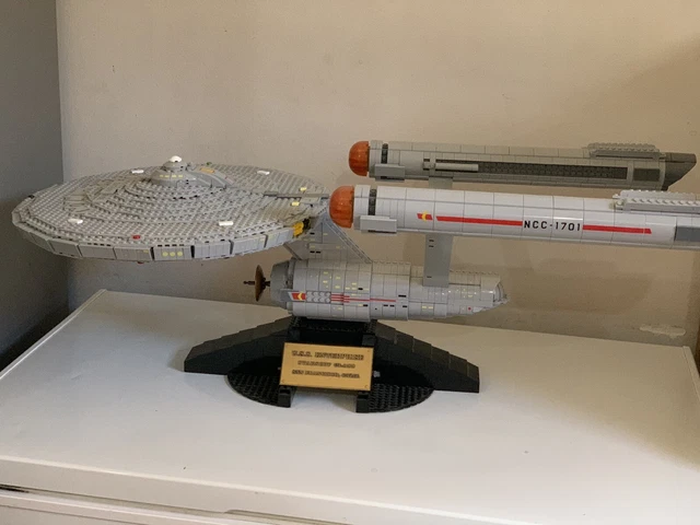 MEGA BLOKS U.S.S. Enterprise Star Trek The Original Series 3098 pcs ...