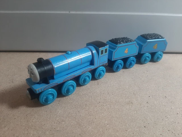 LEARNING CURVE THOMAS The Tank Engine & Friends Wooden Train Gordon 2x Tenders £14.23 - PicClick UK