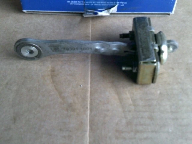 NEW DT 4.63350 Door check strap Mercedes-Benz actros atego 9417230120 ...