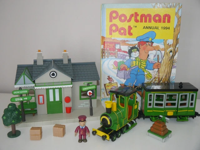 POSTMAN PAT TOYS Bundle Greendale Train Station Musical Rocket Carriage ...