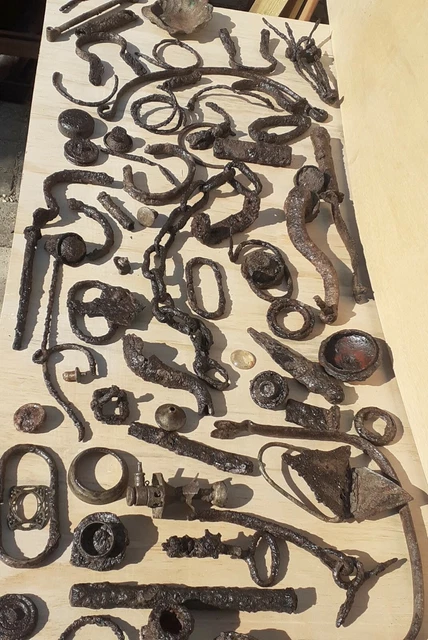 VINTAGE OLD ANTIQUE Cast Iron Victorian Dump Dig Metal Objects History ...