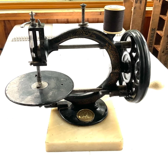 ANCIENNE MACHINE A Coudre D.bacle R.m Wanzer 1860 Sewing Machine ...