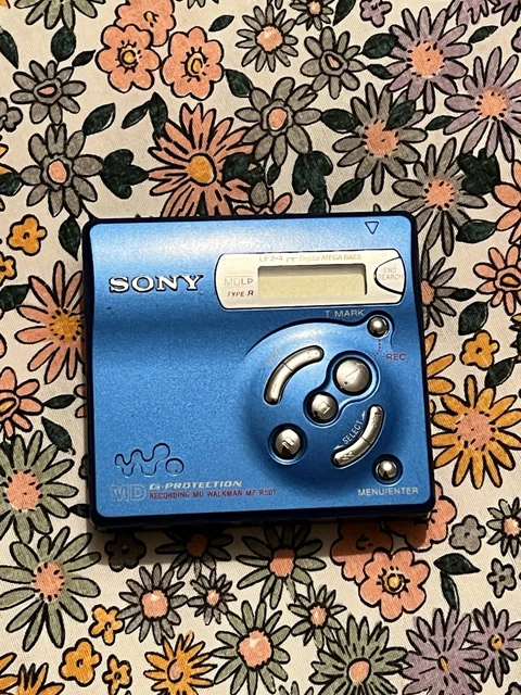 SONY WALKMAN MINIDISC Recorder/Player MZ-R501 Blue Great Condition and ...