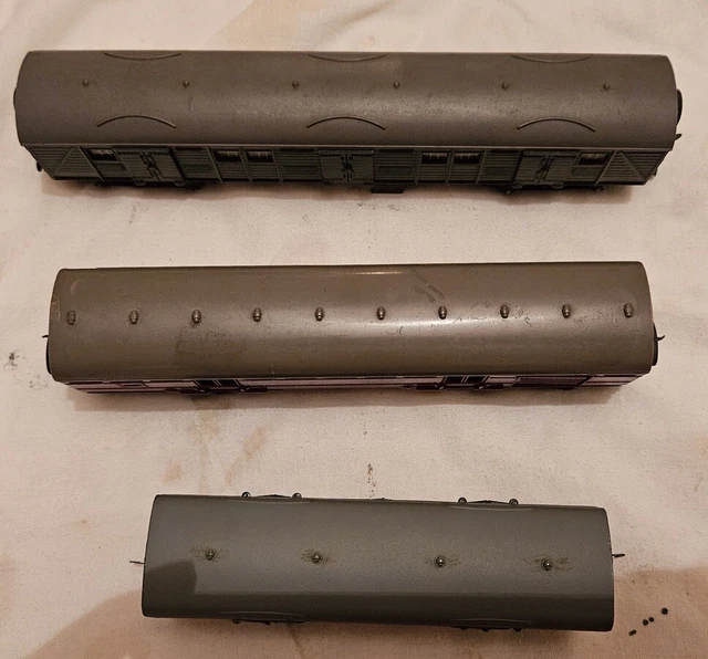 TRIANG WRENN OO Gauge Utility Luggage Vans Royal Mail Coach Southern ...