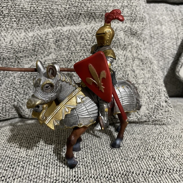 SCHLEICH 70017 KNIGHT with Lance on Horse Red and Gold Retired World Of ...
