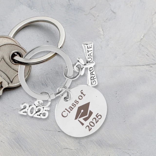 GRADUATION KEYCHAIN MISS Class of 2025 Present College Graduate Pendant ...