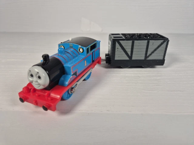TRACKMASTER HIT TOY Company Thomas The Tank Engine 2006 Motorised Fully ...