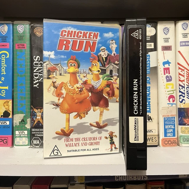 2001 CHICKEN RUN Dreamworks- Small Box VHS- Animation Comedy $14.95 ...