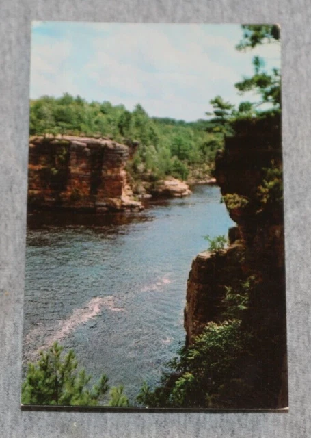 VINTAGE POSTCARD: HIGH rock From Romance Cliff, Dells of the Wisconsin ...