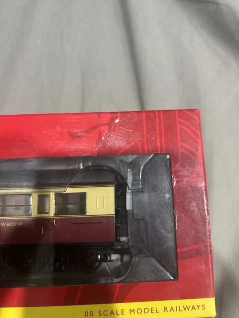 HORNBY R4688 OO Gauge BR Collett Corridor Composite (RH) Coach W6029W £ ...