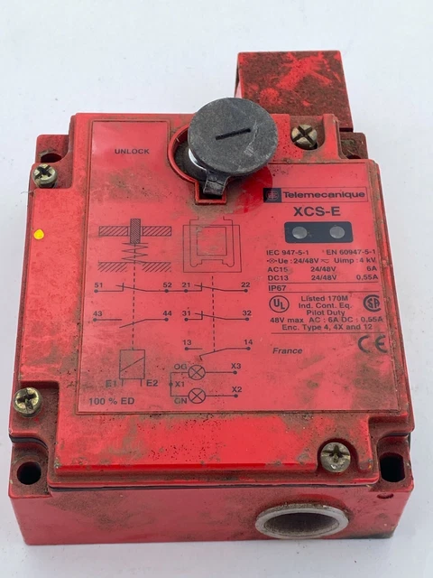 TELEMECANIQUE XCS-E7311 IP67 24-48 V Interrupteur de sécurité. without ...