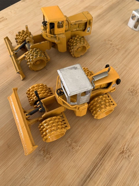REPLACEMENT CAT 825-826 Cab suits NZG Conrad JOAL Matchbox & other ...