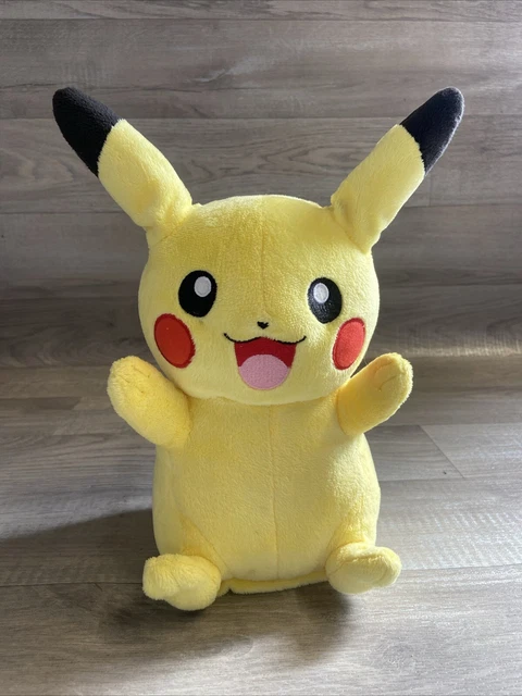 TOMY TALKING PIKACHU Pokemon Plush Light Up Cheeks & Sounds Squeeze ...