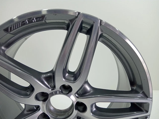 1 STÜCK ALUFELGE 18 ZOLL Original Mercedes AMG A W176 7.5jx18 ET52 ...