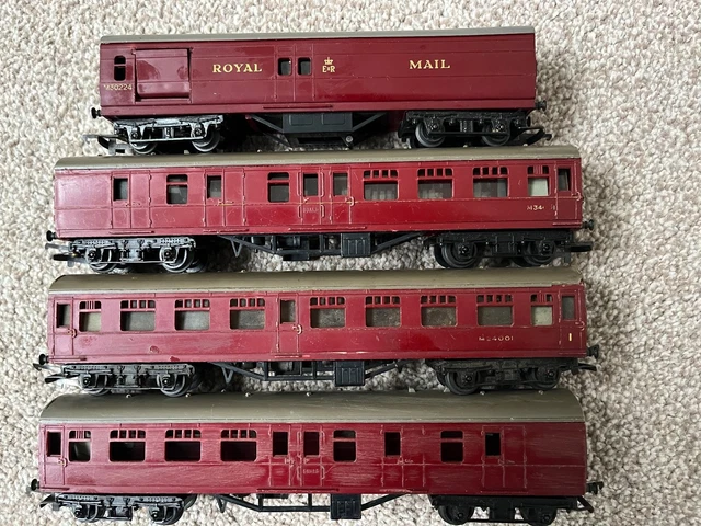 4 VINTAGE TRIANG Maroon Coaches, including Royal Mail Coach £4.36 ...