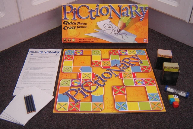 PICTIONARY BOARD GAME 2010 by Mattel Games Family Fun Kids Children £10 ...