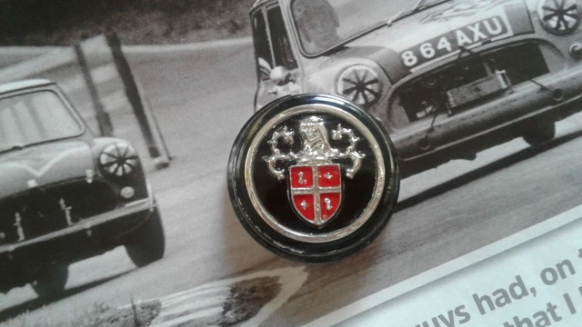CLASSIC MINI COOPER S Rare Bmc Works Mk1 Austin Steering Wheel Centre ...