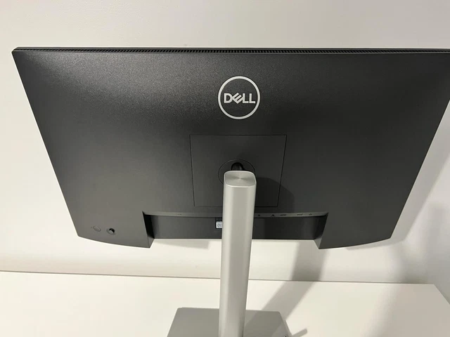 DELL 24 USB-C Hub Monitor 23.8" P2422HE Full HD 60 Hz IPS £116.00 ...