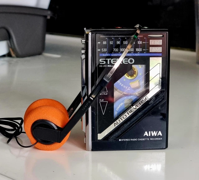 REGISTRATORE A CASSETTE radio Walkman registrazione super raro Aiwa HS-J35 completamente ...