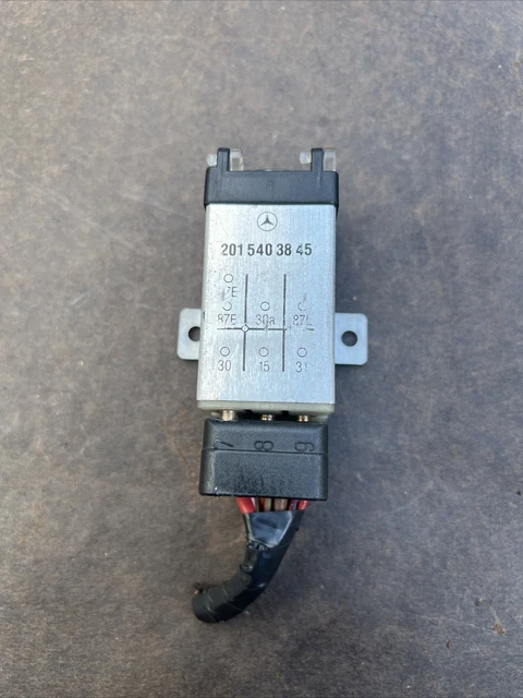 OEM MERCEDES - overload protection relay - 2015403845 £41.51 - PicClick UK