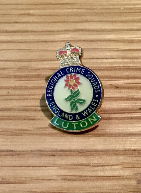 LUTON REGIONAL CRIME Squad England & Wales Enamel Lapel Pin Badge £2.00 ...