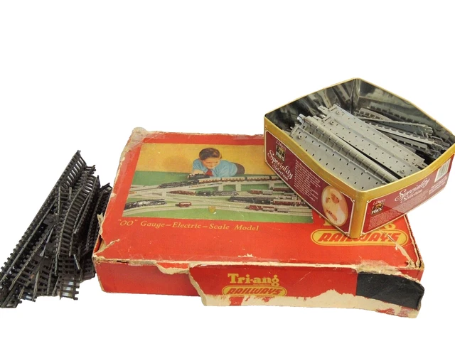 TRI-ANG R2 PASSENGER Train Set 00 Gauge Various Items Boxed Job Lot ...