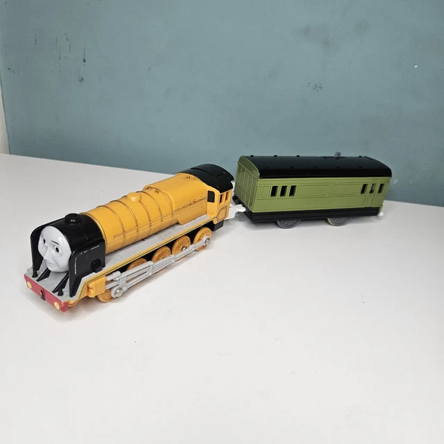 TOMY TRACKMASTER THOMAS the tank engine train murdoch And Motorised ...