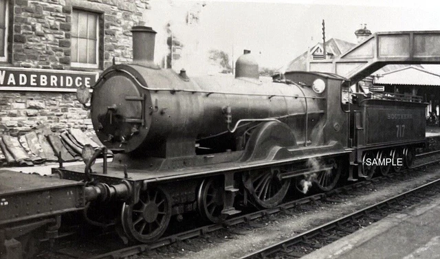 WADEBRIDGE RAILWAY STATION, CORNWALL. c1930 SR Loco; 717 PHOTO 12 x 8 £ ...