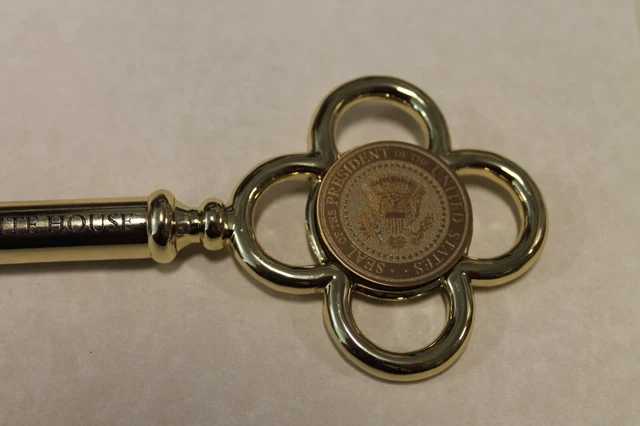 OFFICIAL PRESIDENT DONALD J. Trump Official Key to the White House Rare ...