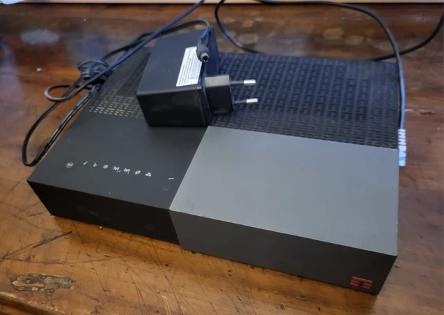 TIM HUB ADSL2+ Smart Fibra Plus 1000 Modem Router - Nero EUR 12,08 ...