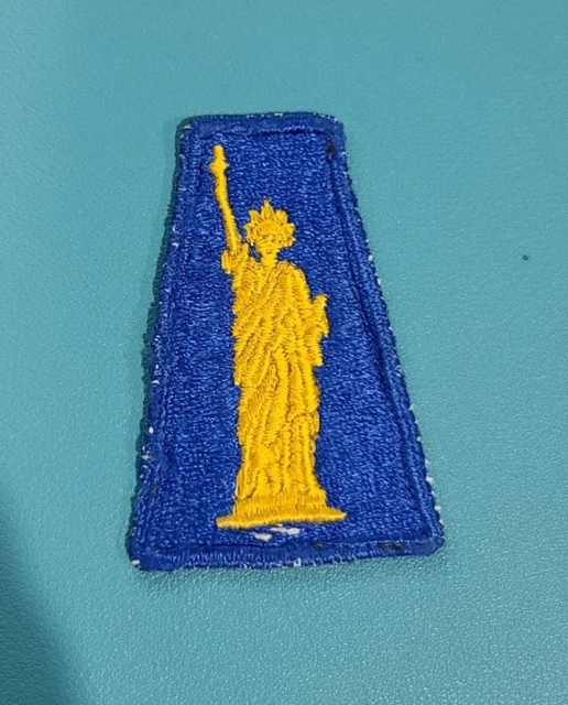 ORIGINAL--WW-2, 77TH INFANTRY Division-Merrowed Edge-No Glow-Snow Back ...