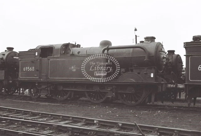 PHOTO BR BRITISH Railways Steam locomotive 69568 Gresley GN Class N2/4 ...