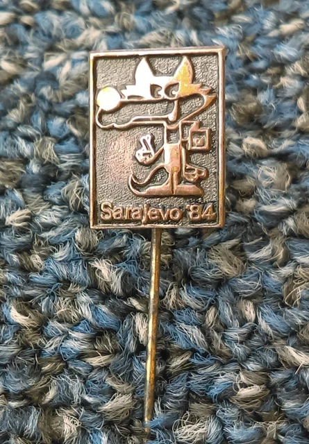 OLYMPIC GAMES, OLYMPIADE SARAJEVO 84. VUCKO mascote logo, Bosnian pin ...