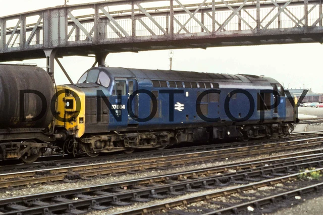 UK DIESEL TRAIN Railway Photograph Of Class 37 37004 Loco. Rm37-8 £1.70 ...