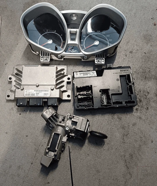 1543041 BOÎTIER POUR SCANIA SERIE P 310 DB SCR CP14 (4x2) Cab. p.3550mm ...