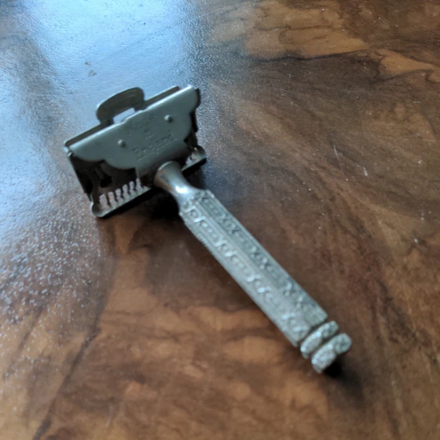 VINTAGE EVER-READY SAFETY Razor Patent 1912 Model Silver Tone British ...