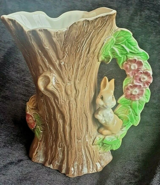 VINTAGE HORNSEA FAUNA Royal large rare bunny rabbit pottery jug / vase ...
