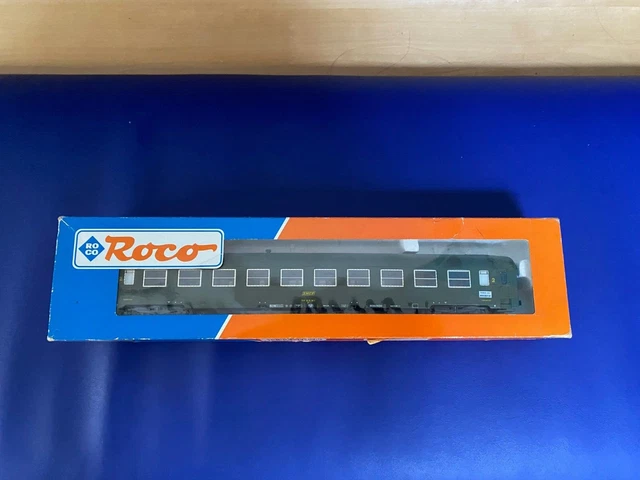 ROCO 44603 VOITURE couchette UIC verte SNCF toit haut seconde HO EUR 27 ...